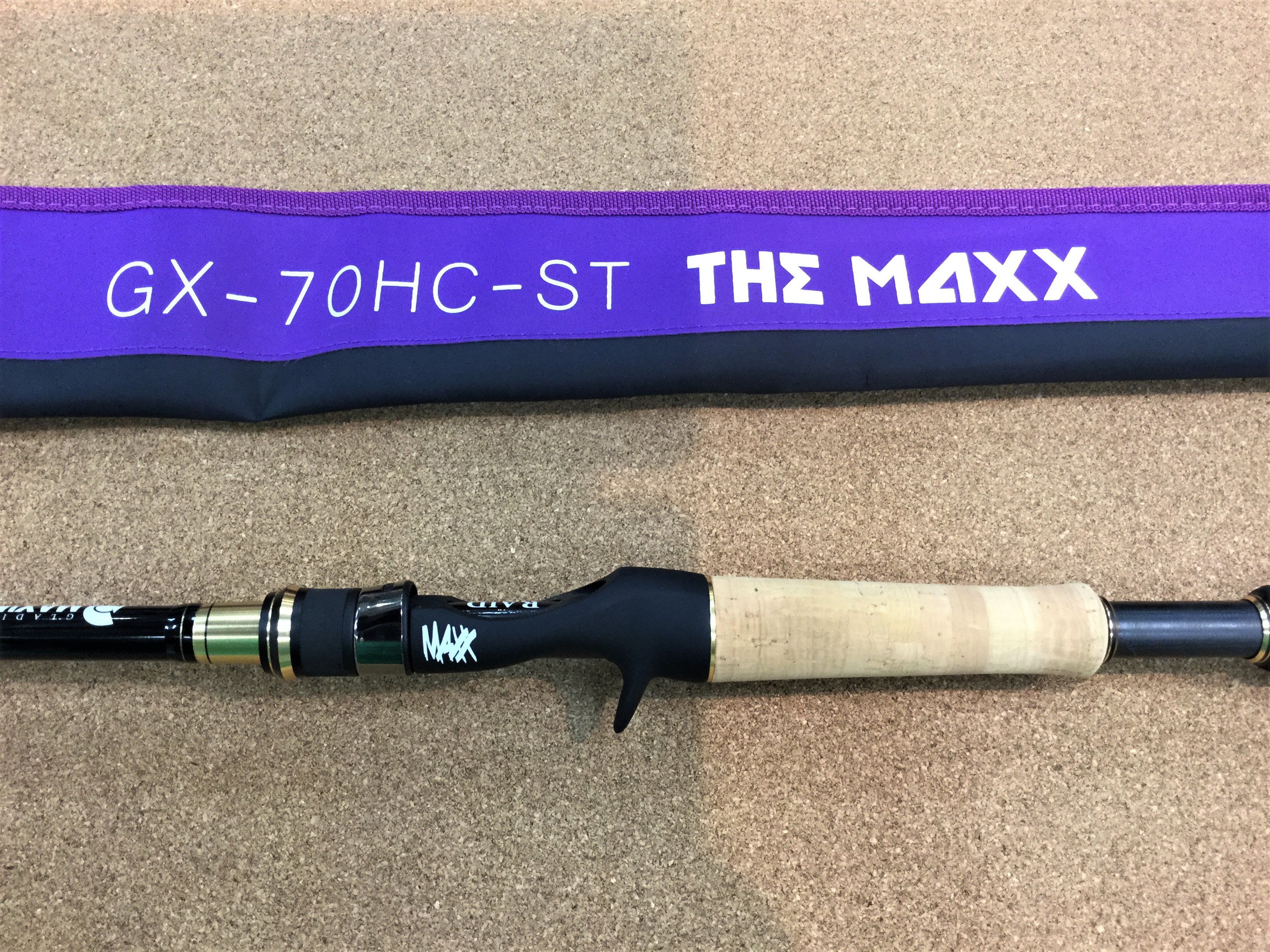 狭山店 本日の釣具買取商品 第2弾！「レイドジャパン グラディエーター・マキシマム THE MAXX GX－70HC－ST（超美品）＆ジャッカル×シマノ 16ポイズン・グロリアス 〇176H ...